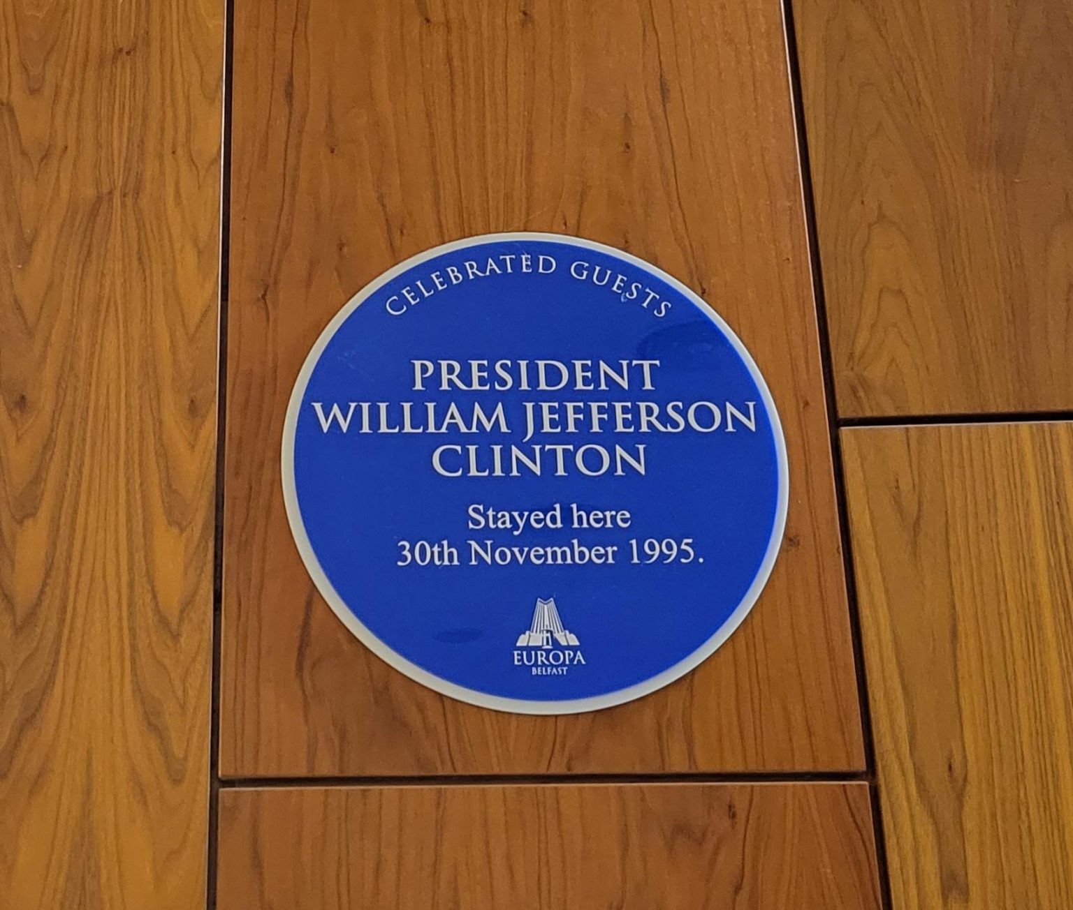 Bill Clinton Visits Belfast, Northern Ireland November 1995 - Robert ...